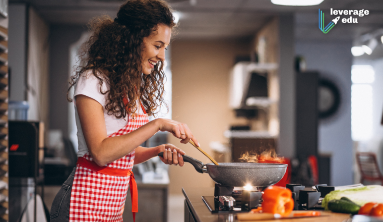 50 Free Online Libraries You Should Know About in 2021 - Leverage Edu