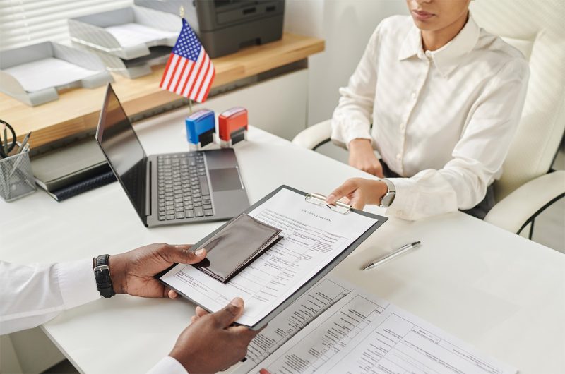 US Visa Interview: Questions and Answers | Leverage Edu
